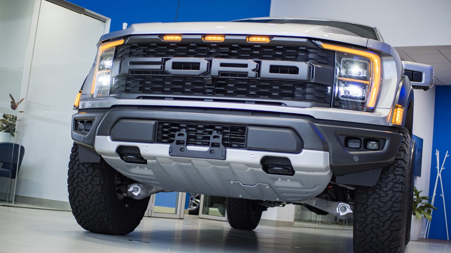 2023 Ford F-150 Raptor | Birchwood Automotive Group
