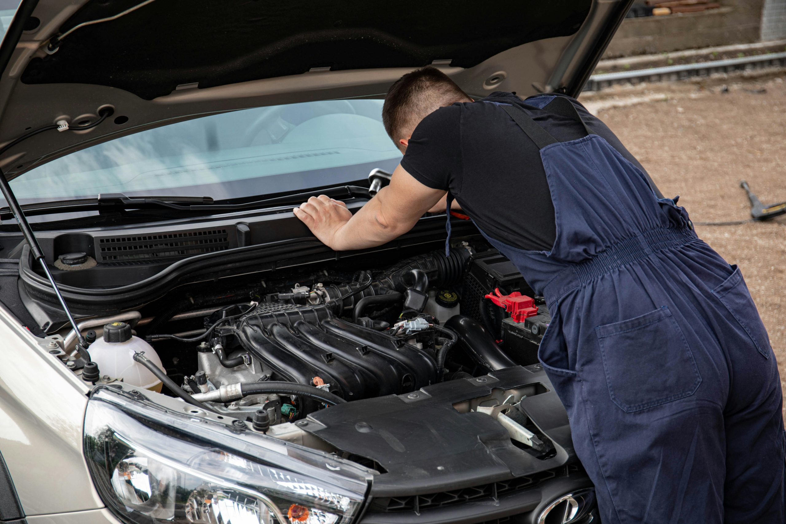 At-Home Vehicle Maintenance vs. Professional Vehicle Maintenance: What ...